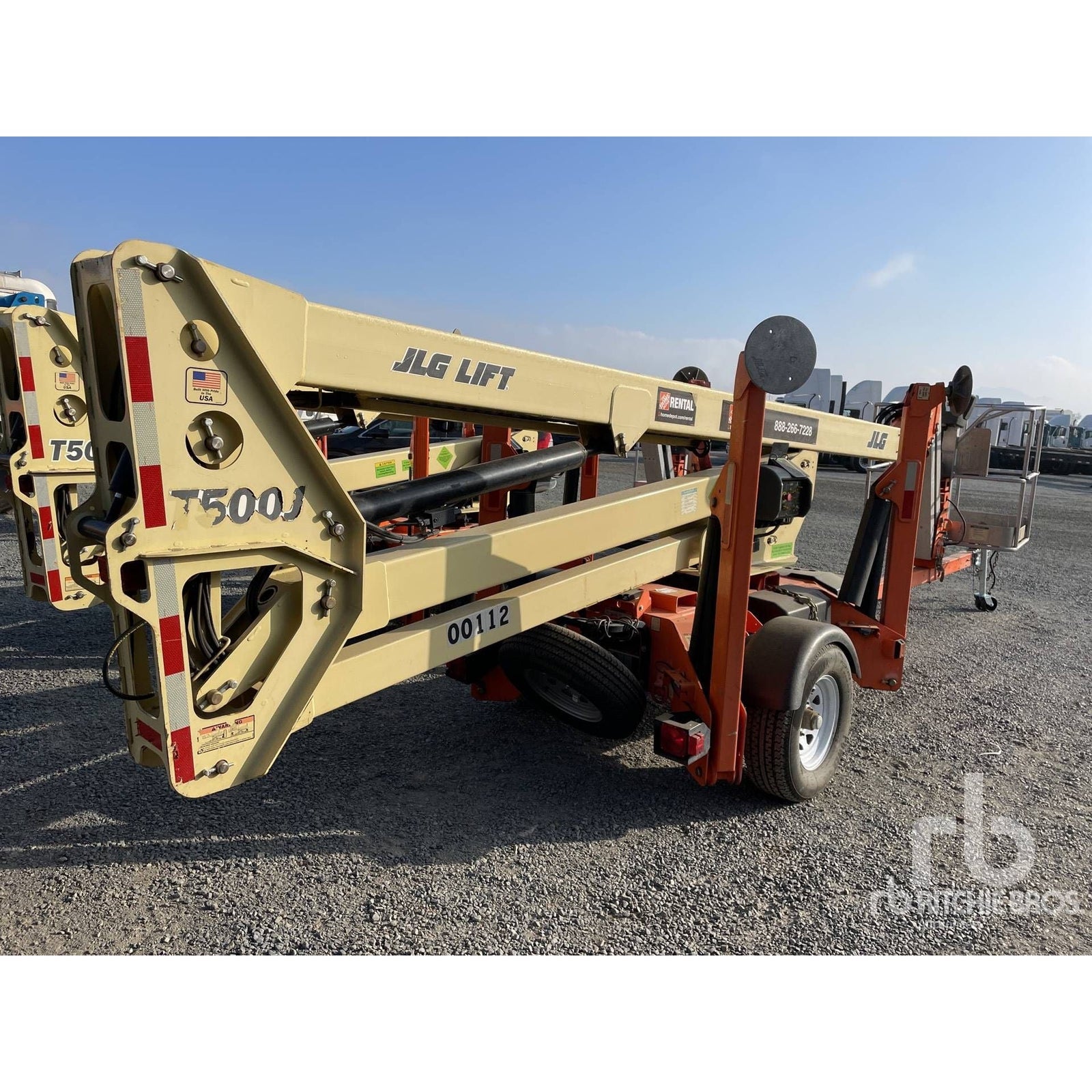 Rent JLG T500J Towable Lift - 50 ft Convenience!