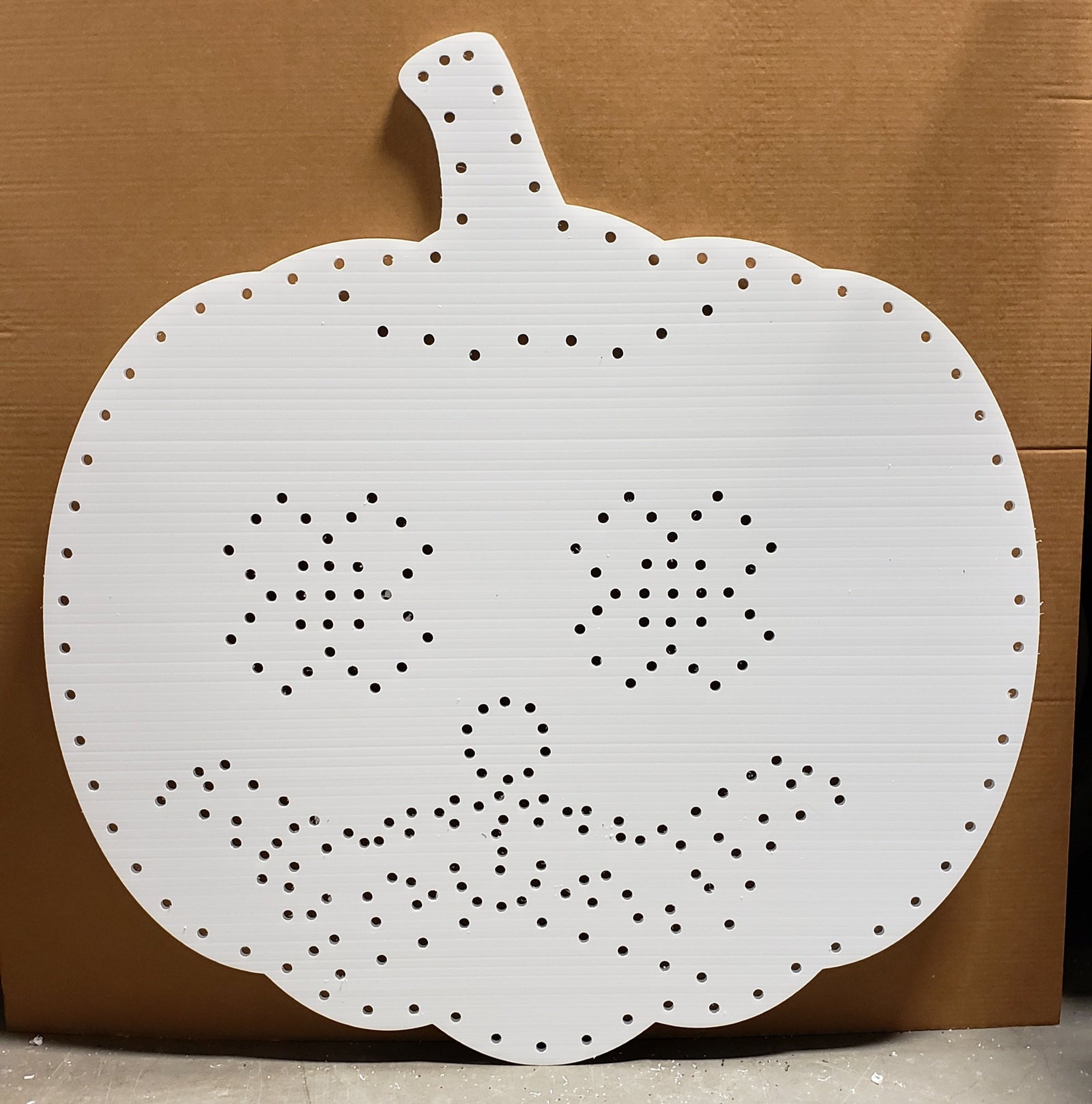 Exciting Spooky Singing Pumpkins from Gilbert Engineering USA