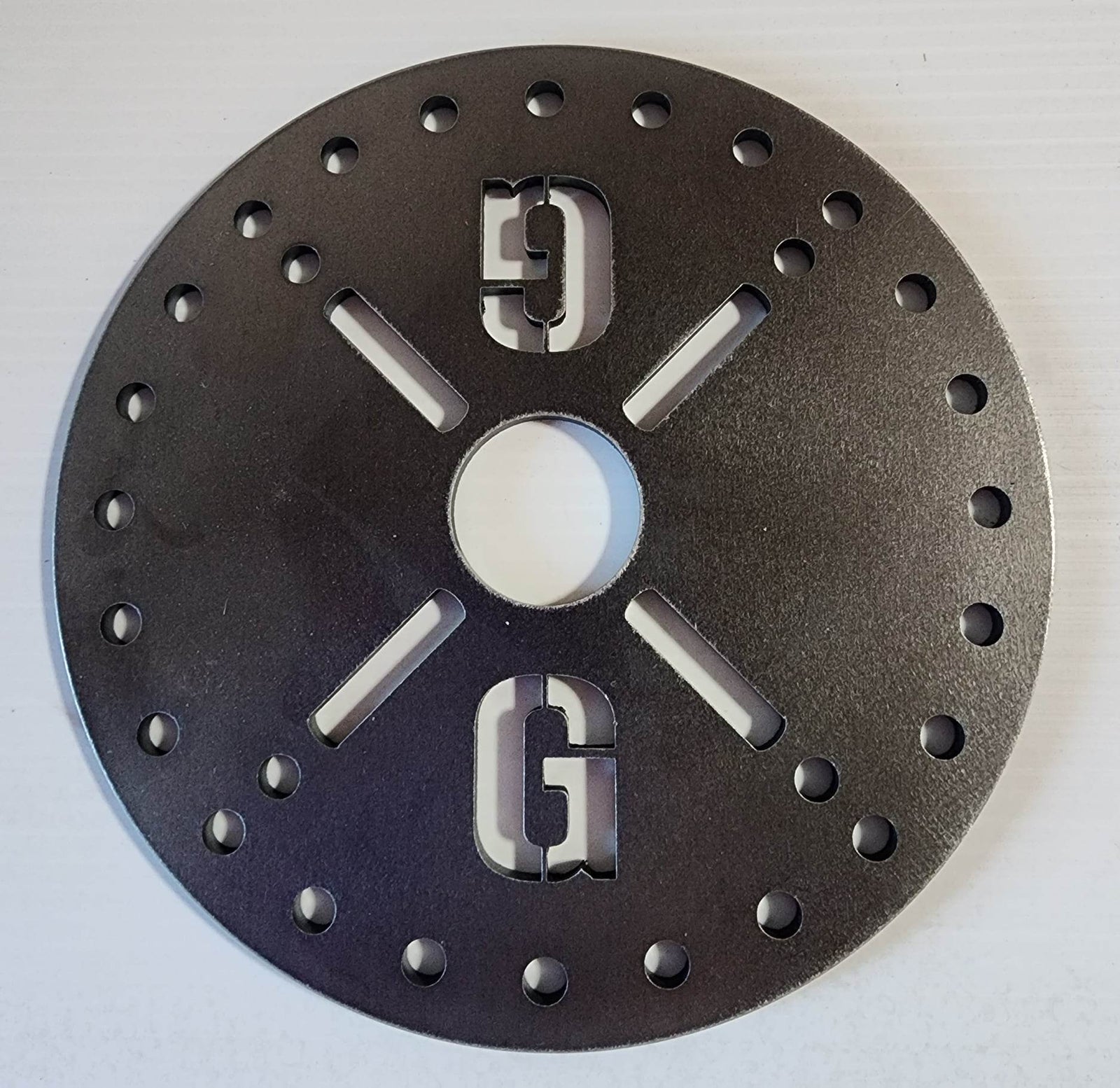 Vibrant Steel Tree Toppers in Voodoo Blue & Emerald Green